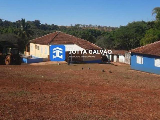 Fazenda à venda, 10 vagas, Centro Conquista/MG