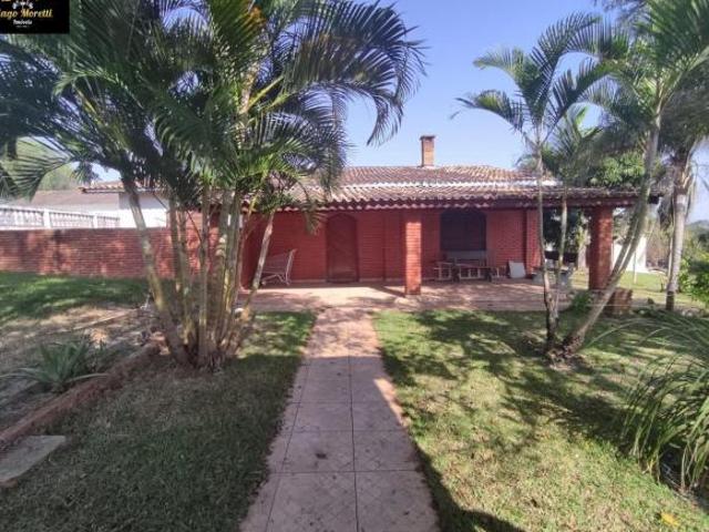 FAZENDA À VENDA