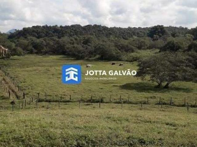 Fazenda a venda,556.600.00 m² Registr SP