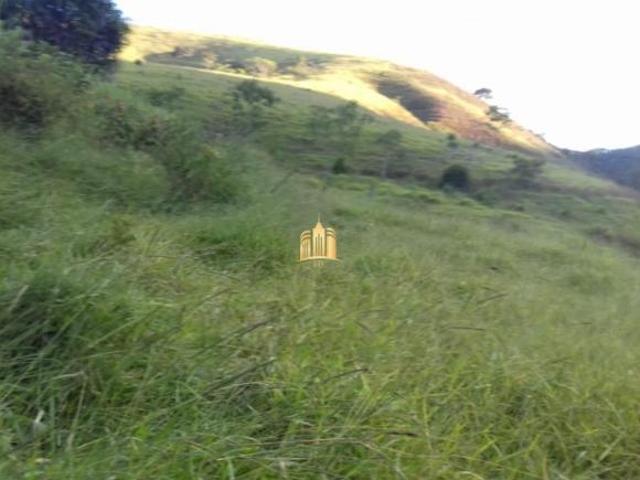 FAZENDA A VENDA CIDADE CARMÉSIA/MG
