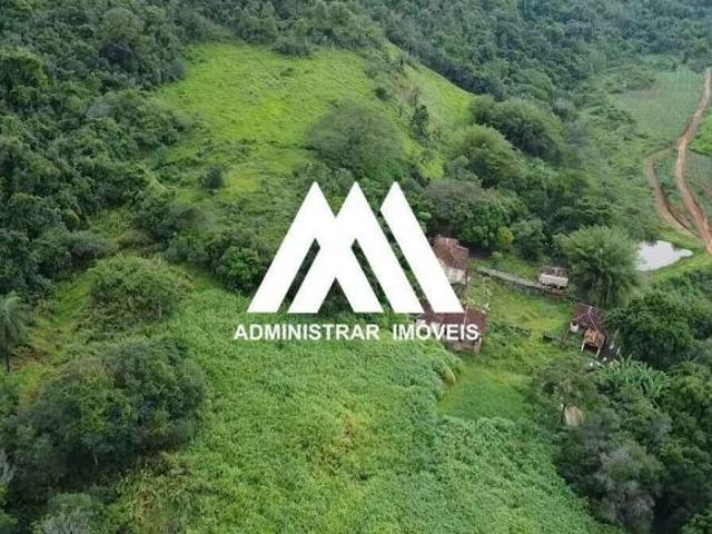 Fazenda á venda de 19 hectares, com 02 lagoas e 01 nascente em Itaguara MG!