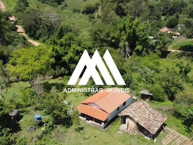 Fazenda á venda de 55 hectares 03 quartos, nascentes em Carmópolis de Minas MG!