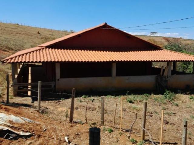 FAZENDA À VENDA OPORTUNIDADE IMPERDÍVEL EM QUELUZITO/MG!