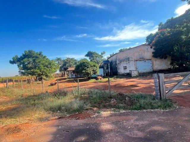 Fazenda à venda, Parque Das Andorinhas Uberlândia/MG