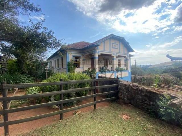 Fazenda Aiuruoca 44.000m² 2 Dormitórios