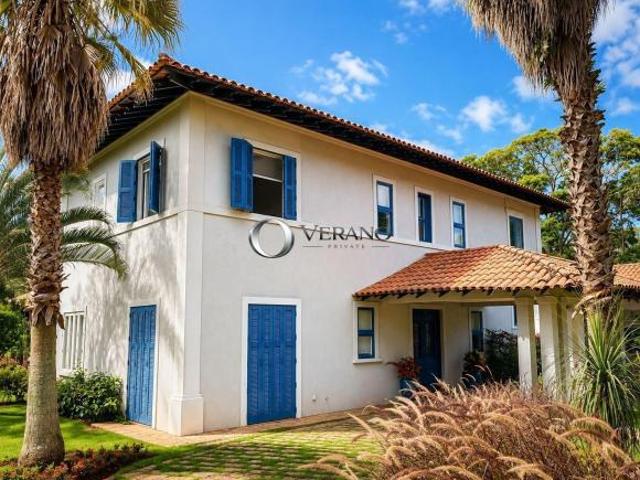 Fazenda Boa Vista Casa com 6 Suítes à Venda na Fazenda Boa Vista