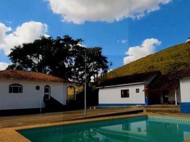 Fazenda com 8 dormitórios à venda, 490000 m² por R$ 2.000.000,00 Rio Pomba Rio Pomba/MG