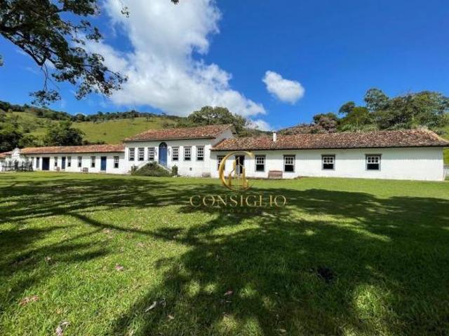 Fazenda com 13 dormitórios à venda, 6562800 m² por R$ 35.000.000,00 Registro Taubaté/SP