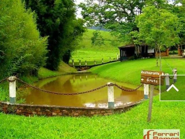 Fazenda com 23 dormitórios à venda, 1331000 m² por R$ 14.900.000,00 Piquete Piquete/SP