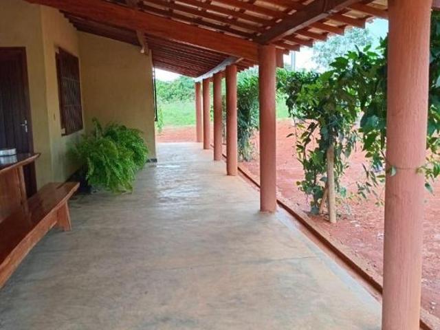 Fazenda com 3 dormitórios à venda, 80000 m² por R$ 800.000,00 Maria Amalia Curvelo/MG