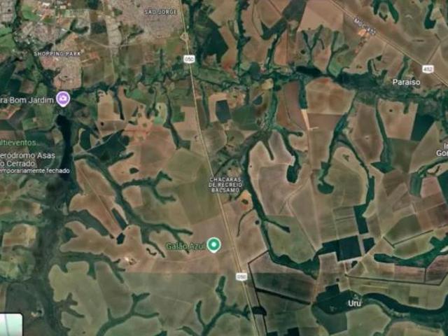 Fazenda Cruzeiros, margem esquerda do Córrego Tamanduá, BR 050 Uberlândia MG
