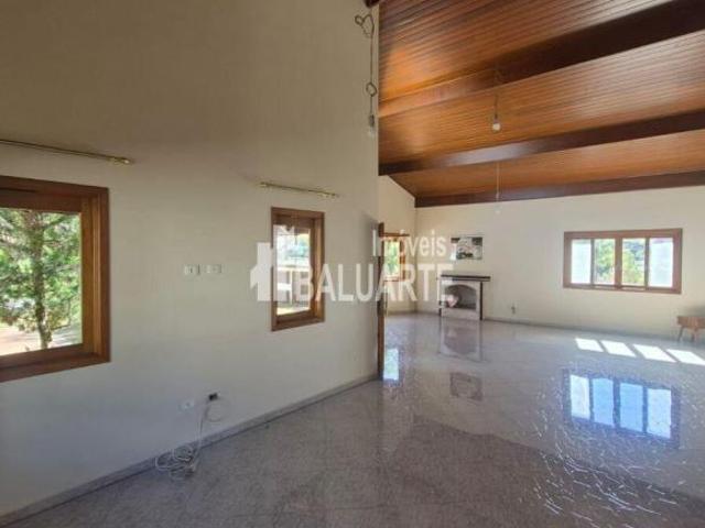 Fazenda da Ilha, Casa impecável com 3 suítes e pronta para morar