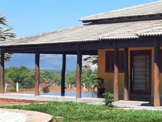 Fazenda de luxo à venda em Formosa GO: 4 quartos, 2 suítes, 2 salas, 3 banheiros e 3 vagas de garage