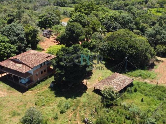 Fazenda e 725 com 400 ha de outorga na reg Diamantina MG