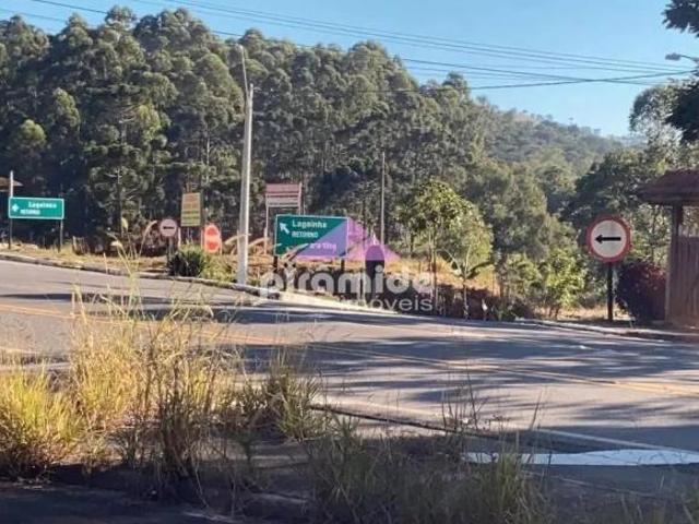 Fazenda em Cachoeira Grande, Lagoinha/SP de 300m² 2 quartos à venda por R$ 2.800.000,00