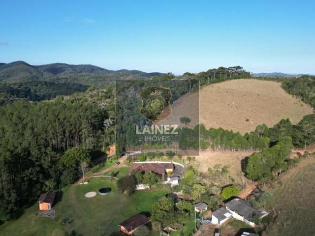 Fazenda em centro Juquitiba