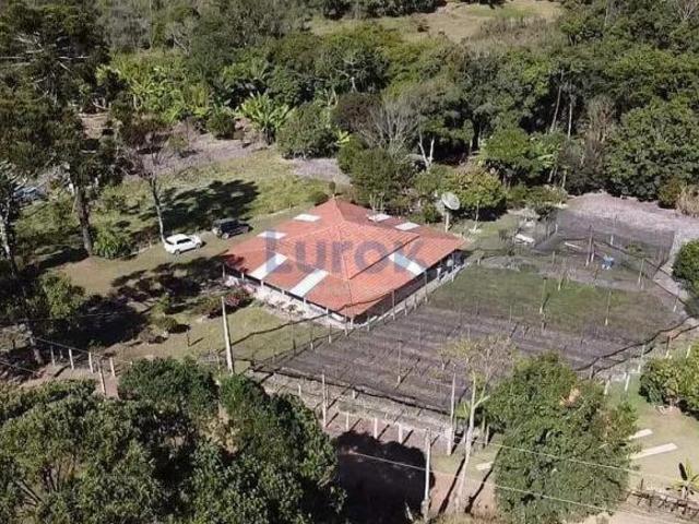 Fazenda em Dos Prados, Camanducaia/MG de 230m² 2 quartos à venda por R$ 690.000,00