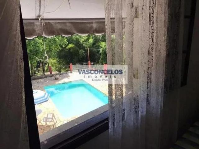 Fazenda em Jardim Bela Vista, São José dos Campos/SP de 10m² 6 quartos à venda por R$ 750.000,00