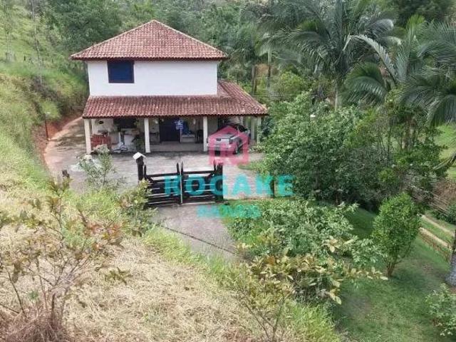 Fazenda em Jardim Bela Vista, São José dos Campos/SP de 300m² 4 quartos à venda por R$ 1.000.000,00