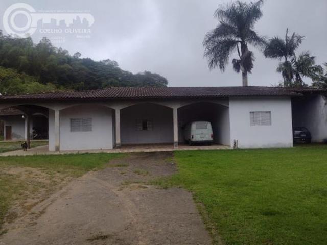 Fazenda em zona rural de Juquiá SP