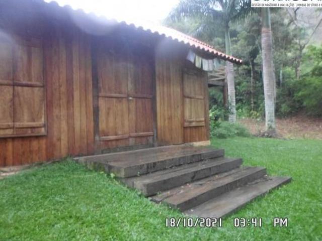 Fazenda Espetacular de 190 ha com Produção de Óleos essenciais em Juiz de Fora