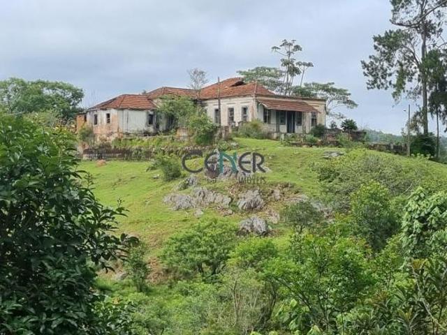 Fazenda espetacular de 1 316 ha em Barbacena MG