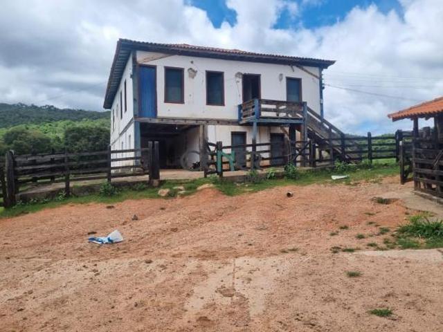 Fazenda histórica de 206 ha com sede centenária e 3 cachoeiras em Itabira MG