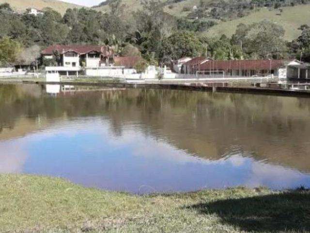 FAZENDA IMPERDÍVEL EM SÃO JOSÉ DOS CAMPOS/SP