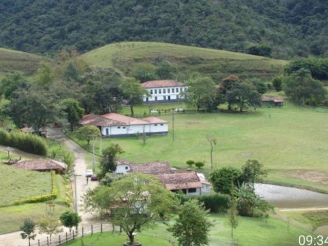 FAZENDA P/ INVESTIDOR, POUSADA PRONTA, RENDA GARANTIDA, PIQUETE SP 3KM DO CENTRO, MEIO DA SERRA
