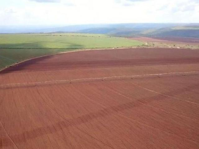Fazenda para HF 1.967 Hectares planta tudo Café, Batata, Cebola, Alho beterraba, cenoura, milho Soja