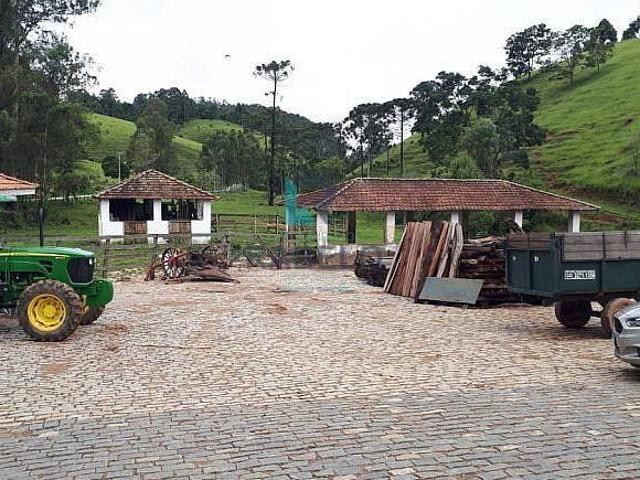 FAZENDA PARA LEITE E CORTE Á VENDA EM GUARATINGUETÁ SP