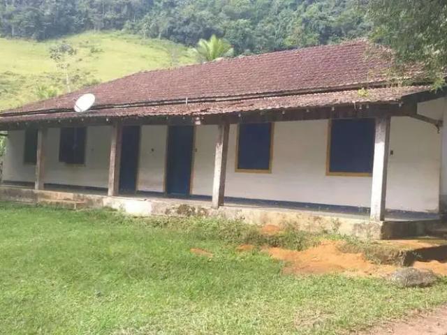 Fazenda para Venda em Conceição de Macabu/RJ Zona Rural 3 Quartos