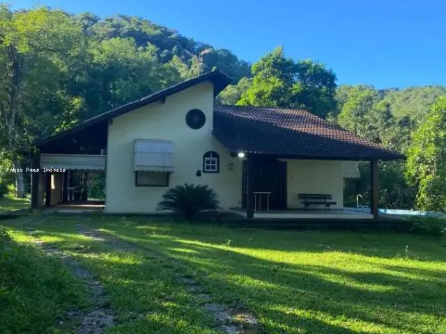 Fazenda para Venda em Cachoeiras de Macacu/RJ Zona Rural 4 Quartos