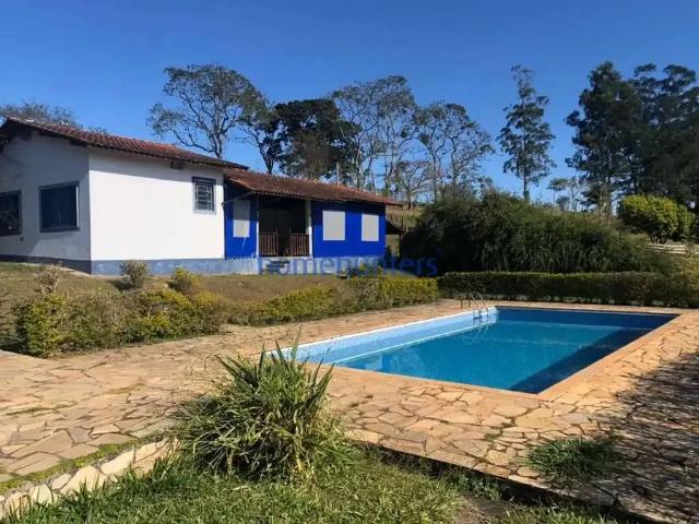 Fazenda para Venda em Caldas/MG Centro 3 Quartos