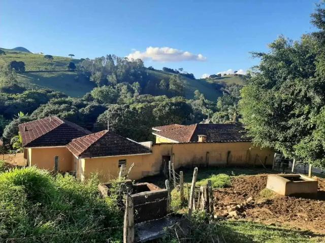 Fazenda para Venda em Caldas/MG Zona Rural 2 Quartos