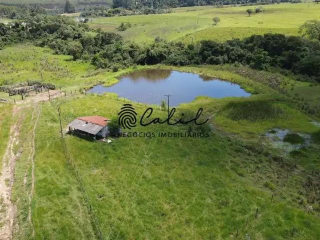 Fazenda para Venda em Cássia dos Coqueiros/SP Zona Rural 1 Quartos