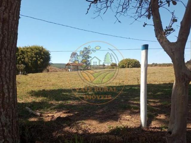 Fazenda para venda em Centro, Carrancas