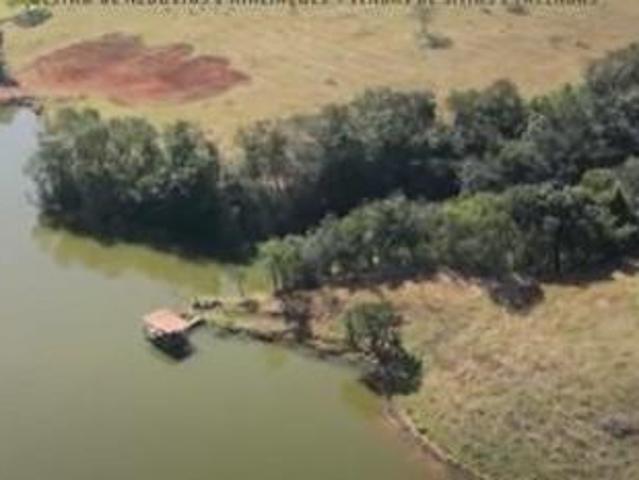 Fazenda para venda em Centro, Carrancas