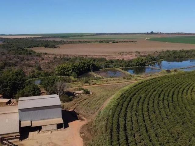 Fazenda para venda em Centro, Unaí