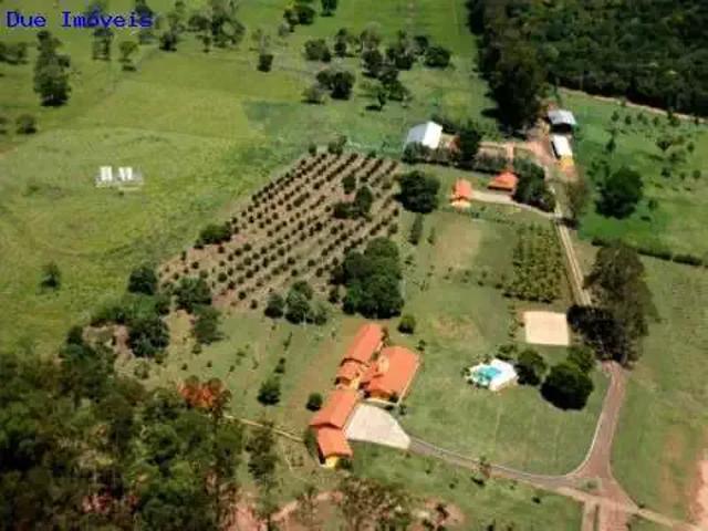 Fazenda para Venda em Arandu/SP Centro 8 Quartos