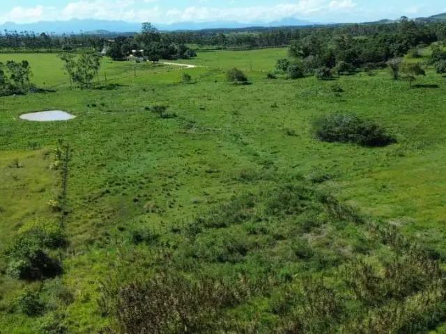 Fazenda para Venda em Araruama/RJ Zona Rural 3 Quartos