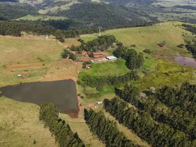 Fazenda para Venda em Botucatu/SP Zona Rural 3 Quartos