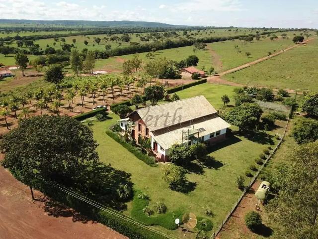 Fazenda para Venda em Boituva/SP Centro 5 Quartos