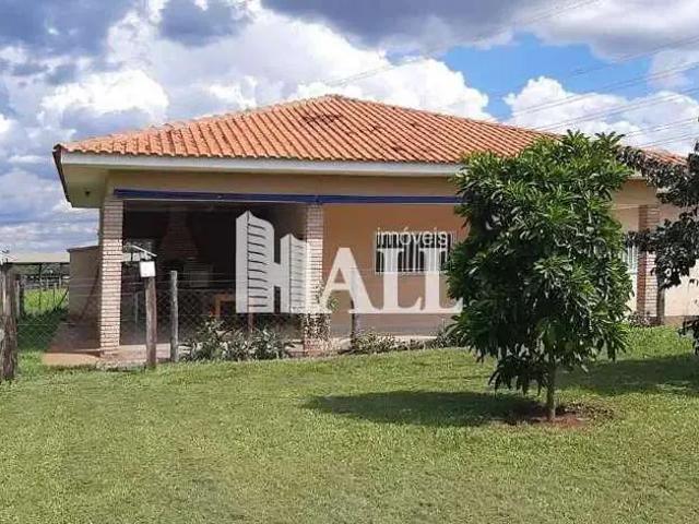 Fazenda para Venda em Bady Bassitt/SP Centro 3 Quartos