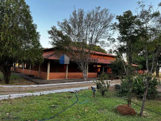 Fazenda para Venda em Brasília/DF Área Rural de Brazlândia 4 Quartos