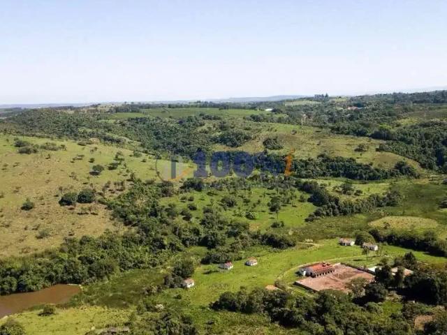 Fazenda para Venda em Espírito Santo do Pinhal/SP Zona Rural 10 Quartos