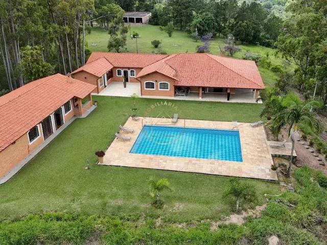 Fazenda para Venda em Itu/SP Chácaras Berro D Água 5 Quartos