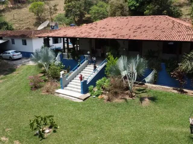 Fazenda para Venda em Itaguara/MG Centro 3 Quartos
