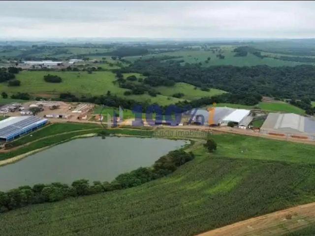 Fazenda para Venda em Itapetininga/SP Área Rural de Itapetininga 3 Quartos