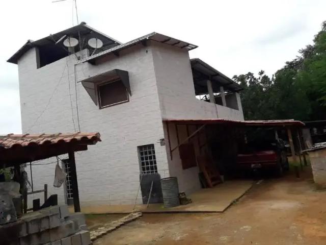 Fazenda para Venda em Itaverava/MG Zona Rural 3 Quartos